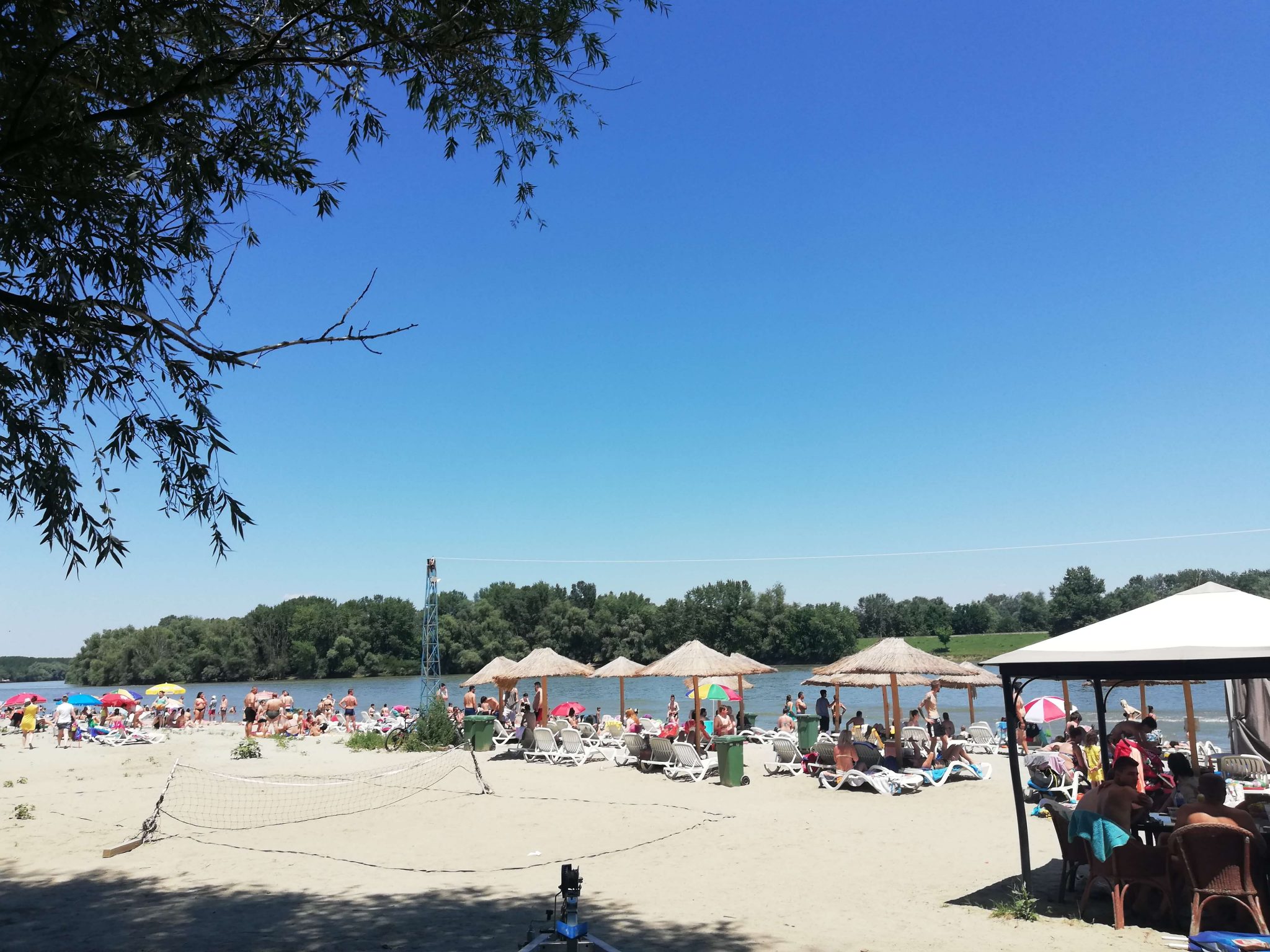 Plaja Pod 4 Calarasi - plaja aproape de Bucuresti -Beaching Travel