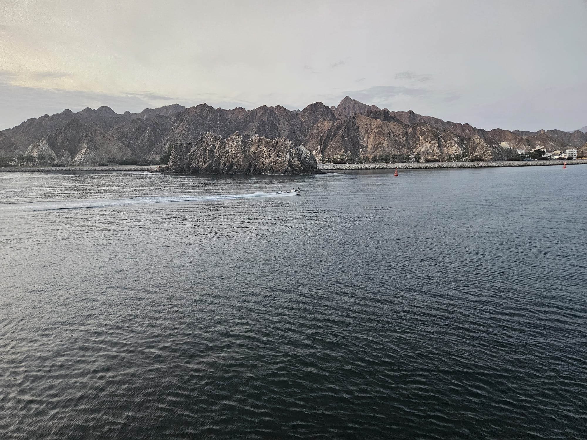 O zi in Muscat Oman - Excursie Costa Toscana - Beaching Travel